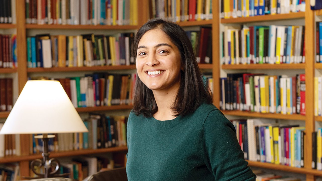 SFI welcomes postdoctoral fellow Anjali Bhatt | Santa Fe Institute