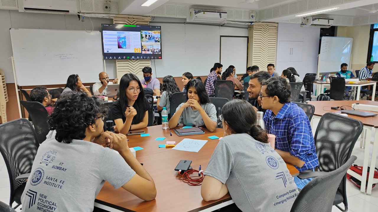 African and South Asian students build new connections during inaugural Complexity Global School ...