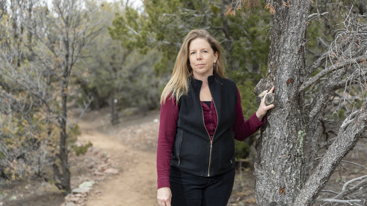 Jennifer Dunne reflects on a year without ‘superpowers’ | Santa Fe ...