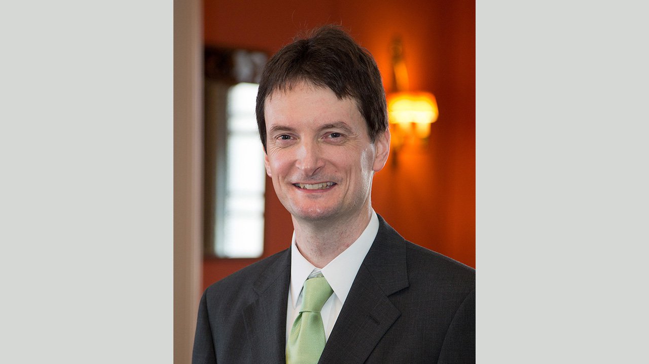 Mark Newman named Fellow of the Royal Society | Santa Fe Institute