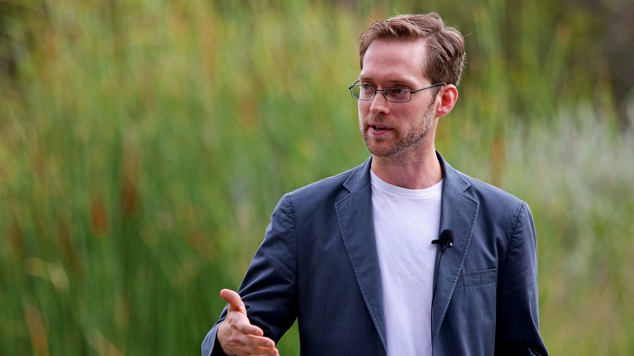 Aaron Clauset receives Erdos-Renyi Prize for Young Scientists | Santa Fe Institute